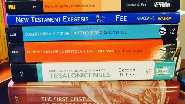 Gordon Fee, enseñó a los evangélicos a leer la Biblia «por todo lo que ...